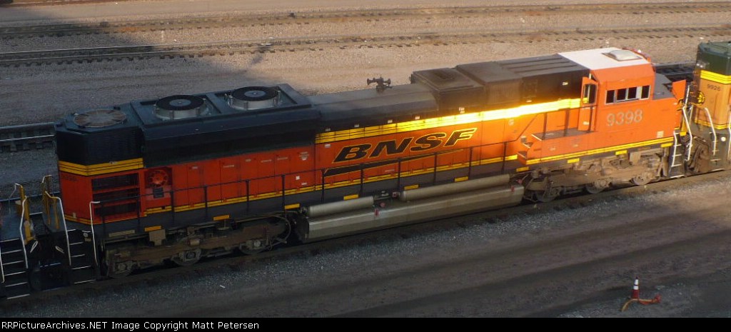 BNSF 9398